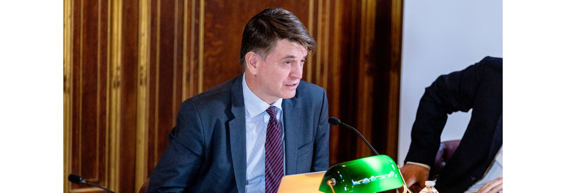 Robert Badinter raconté par Pascal Beauvais - Université Paris 1 ...